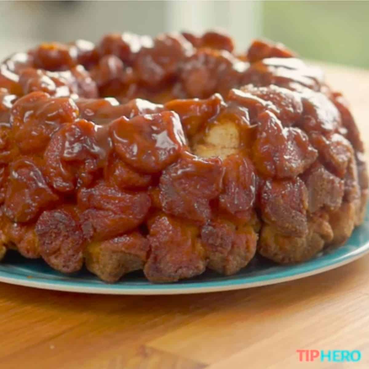 Easy Monkey Bread (with Video)